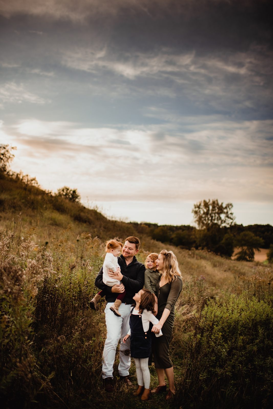 Fall Family Session | Halfway Prairie Cross Plains | kaylaephotography.com